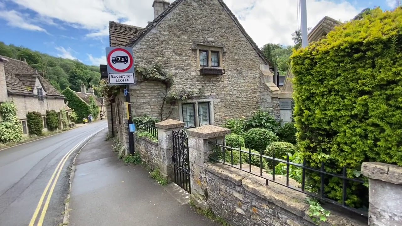 A Lovely Afternoon in Castle Coombe! - YouTube