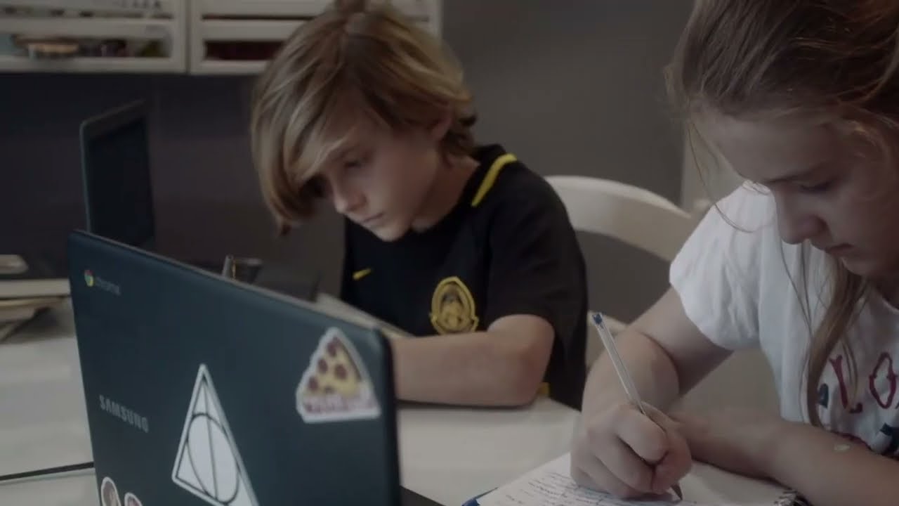 Como funciona a Geekie One - YouTube