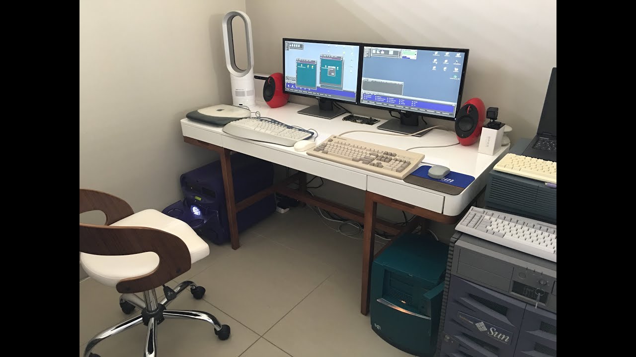 Sharing one SGI machine's CD-ROM with another over an NFS - YouTube