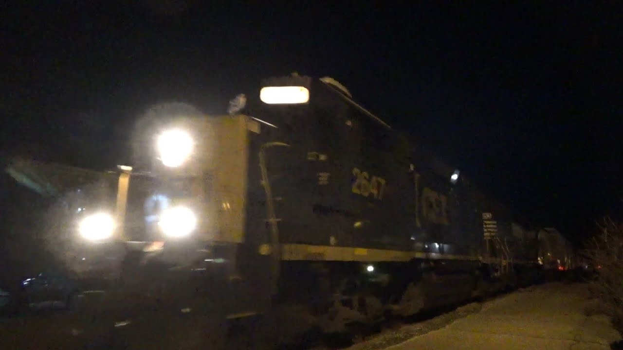CSX 2647/NS 5283 Lead CSAO WPMI-61 Northbound on 1/11/24 - YouTube