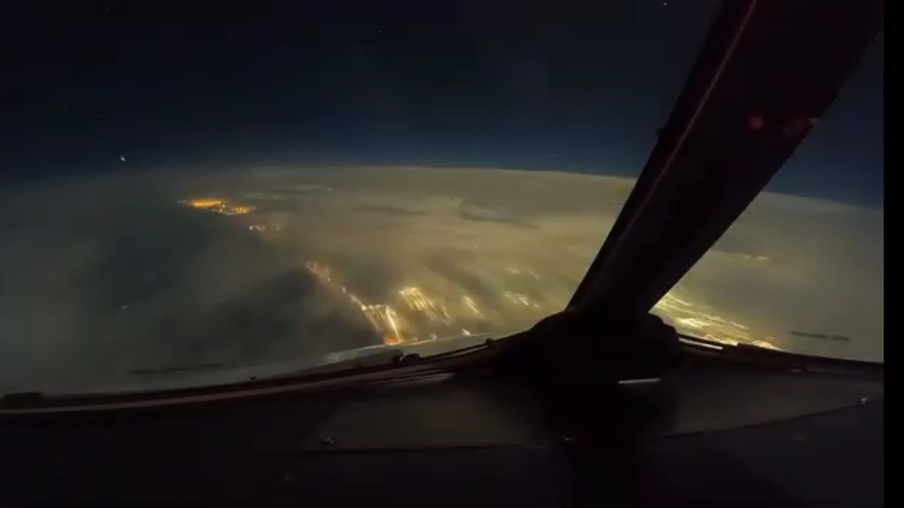 Night Flight time lapse - YouTube