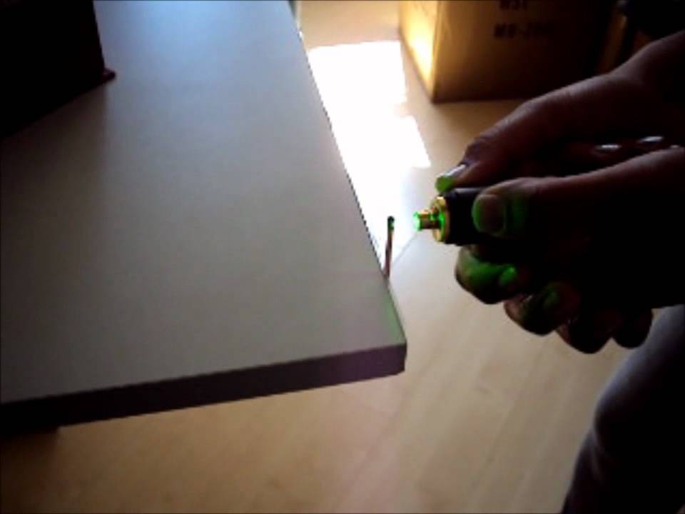 Como acender um fósforo com o Laser - YouTube