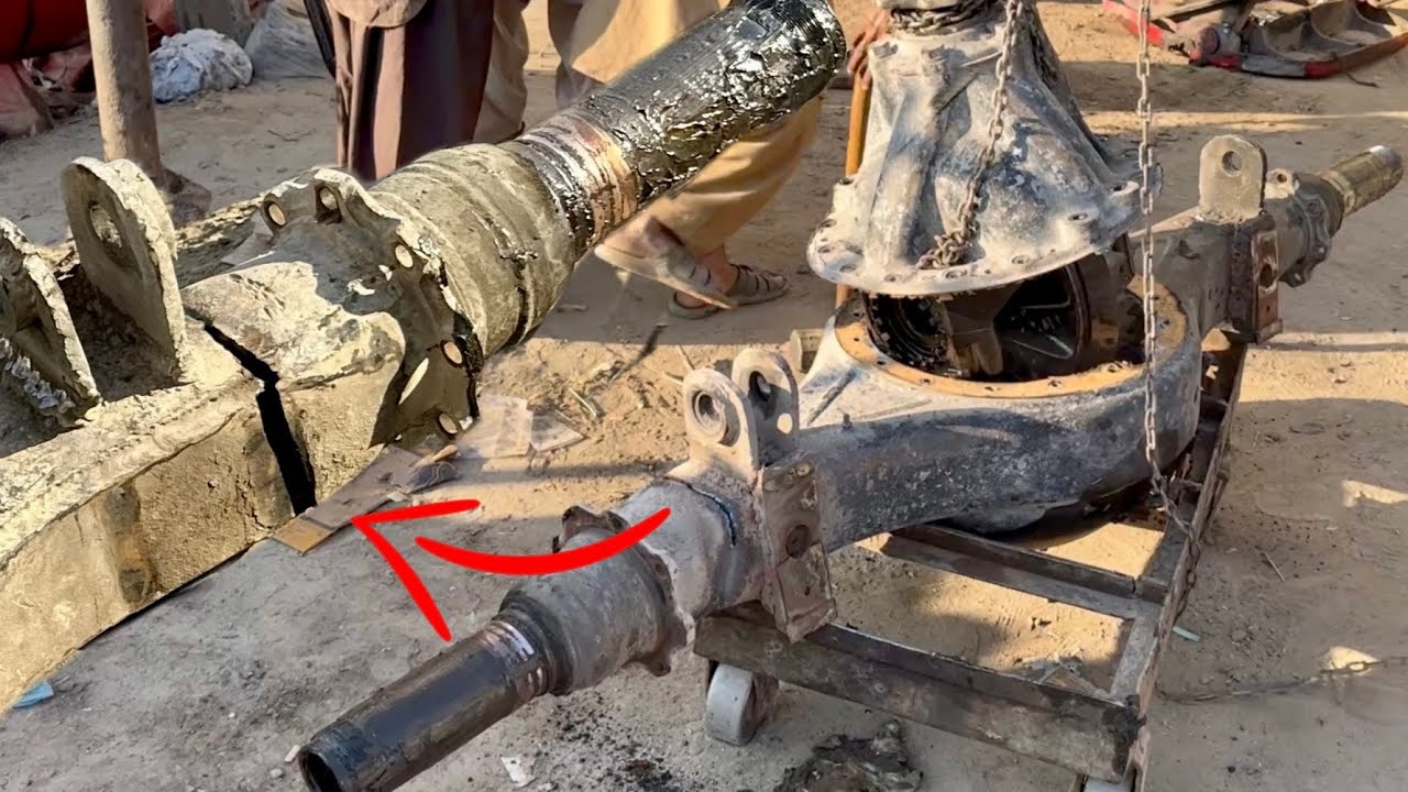Amazing Solution of Cracked Axle Housing of 6 Wheels Truck | How to ...