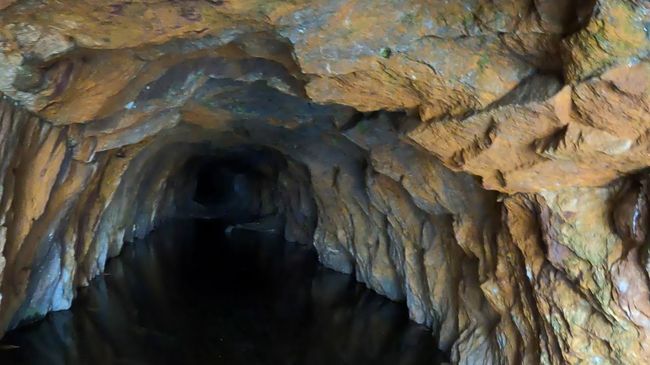 Exploring an Abandoned Iron Mine from the 1800s - YouTube