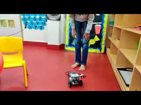 Obstacle detecting & avoiding Rover - YouTube