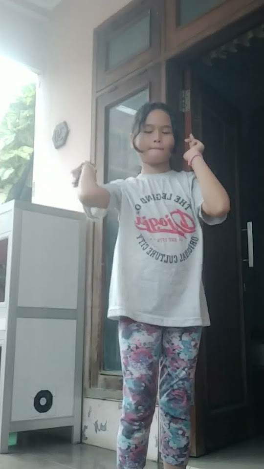 maaf ya j lek - YouTube