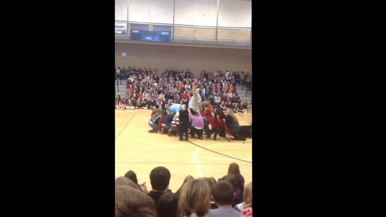 Legacy JR high principal dancing - YouTube