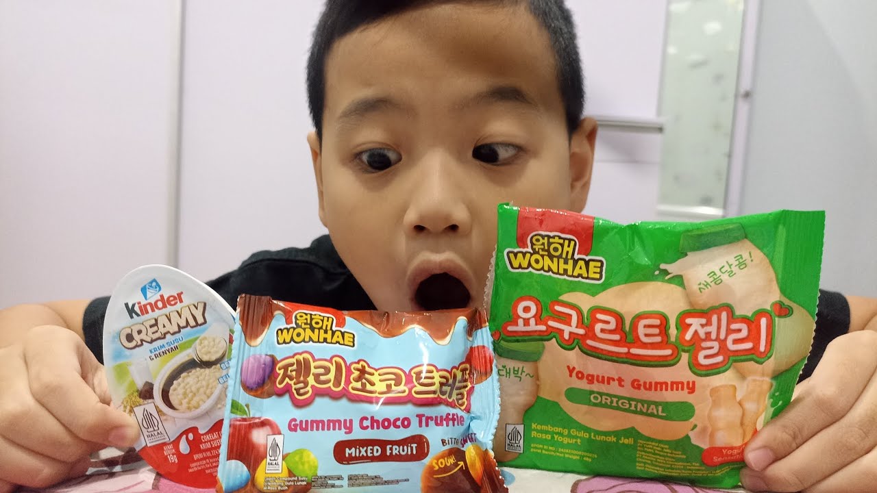 Review Kinder Creamy, Gummy Choco Truffle, Yogurt Gummy - YouTube
