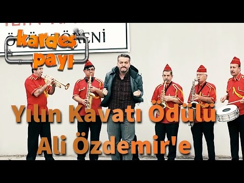 Kardeş Payı 26.Bölüm - Yılın Kavatı Ödülü Ali Özdemir'e