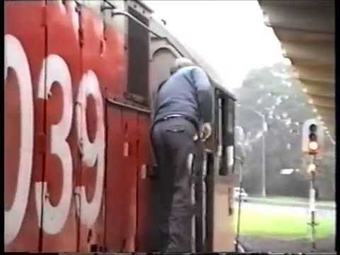 NZ railways, Overlander express Auckland to Hamilton 1992 - YouTube