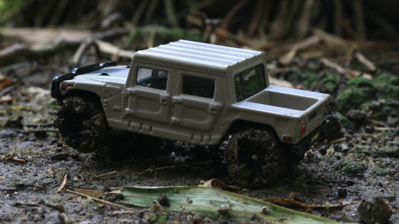 HUMMER H1 Off-Road Stop Motion - YouTube