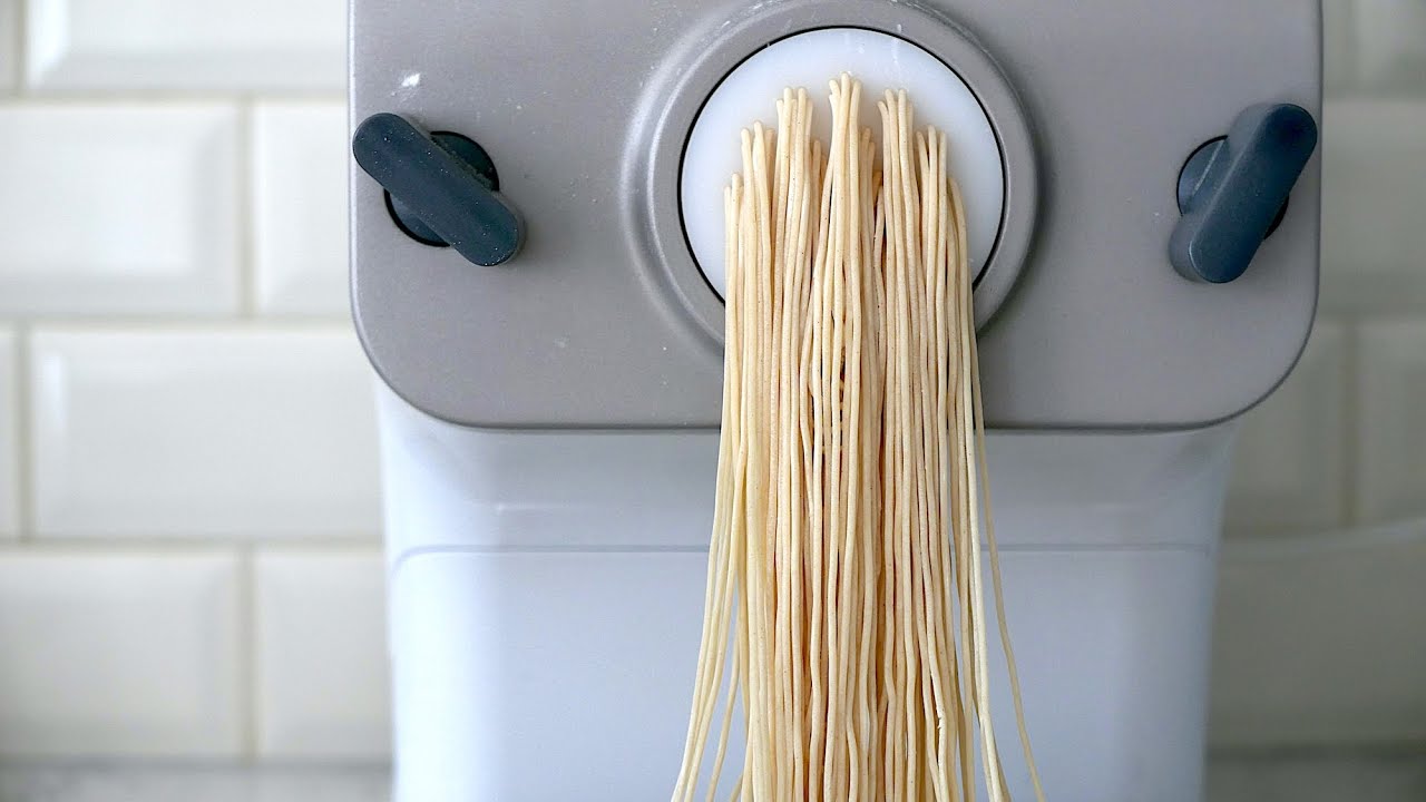 Somen Cold Noodles 🍜 Easy Japanese Recipe with Philips Pasta Maker ...