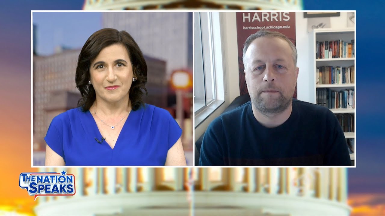 Russian Professor: Russia Rapidly Returning to Soviet-Style Rule - YouTube