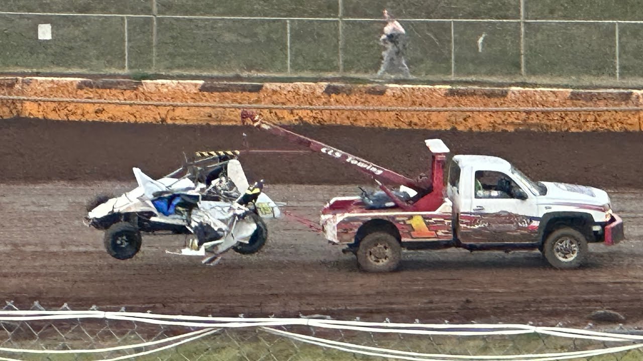 Trent Pigdon Wild Flip @ Cedar Lake Speedway During WoO Night One 6/30 ...