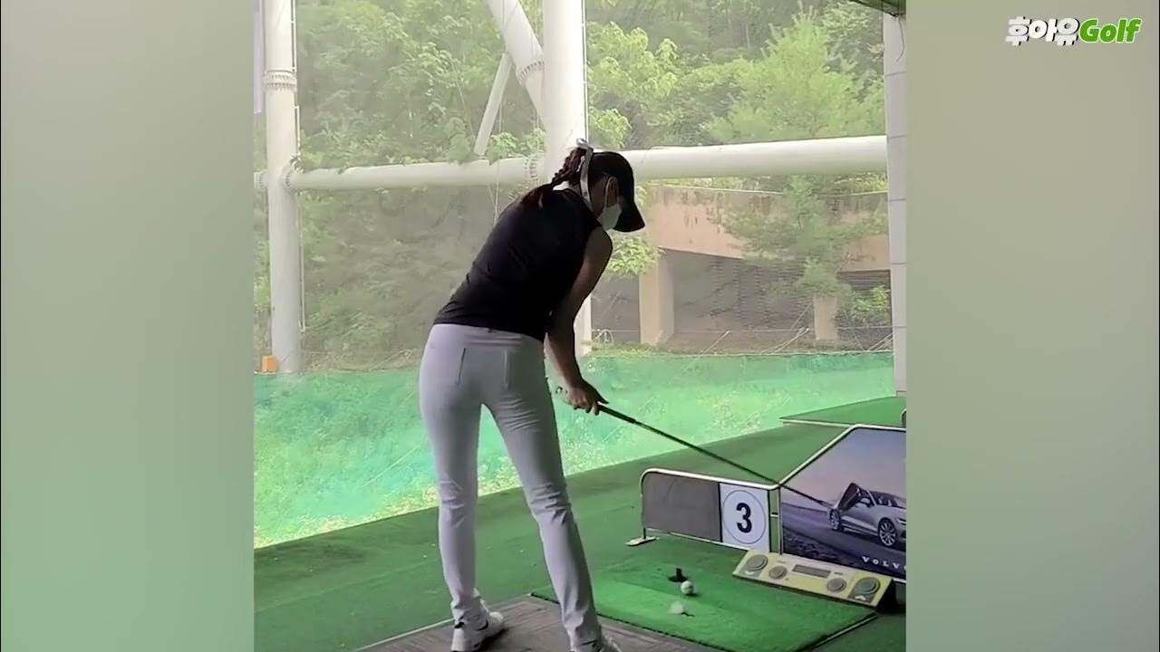 KLPGA 투어프로 이루나!!! 파워스윙으로 핫한 바로 그 영상 😱🥶😱Runa Lee イルナ - YouTube
