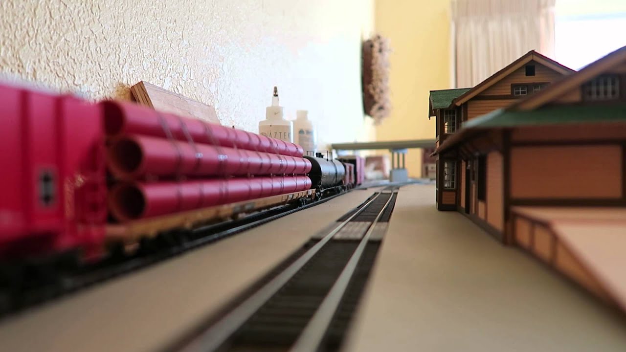 September Running HO Trains - YouTube