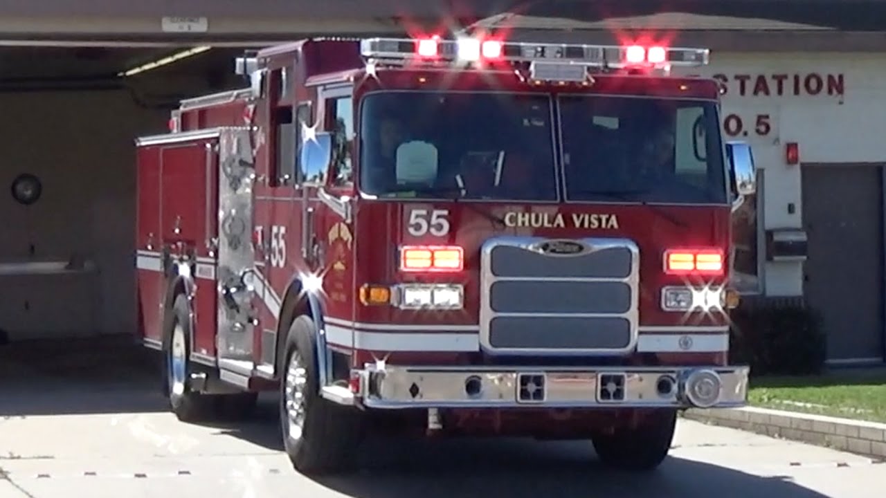 Chula Vista Fire E55 Responding - YouTube