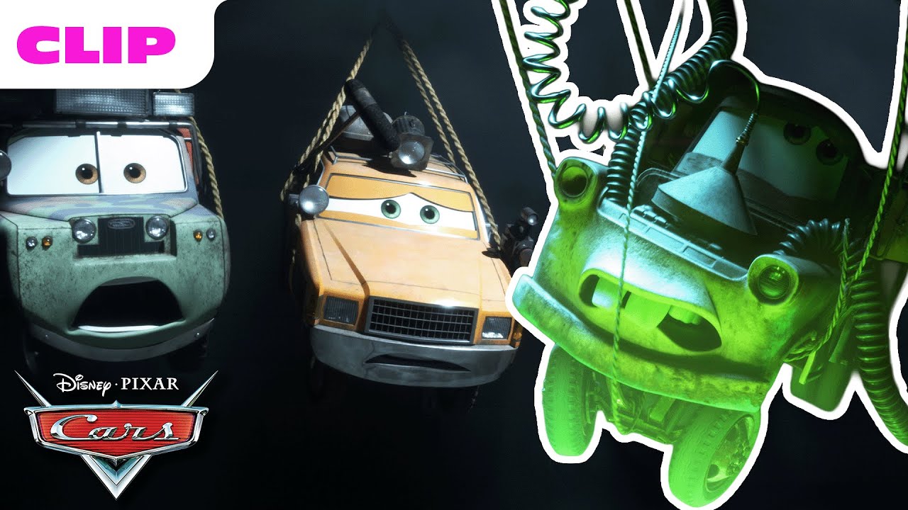 Lightning McQueen, Ivy and Mater Put on a Scary Show! 😱🎪 | 4K | Pixar ...
