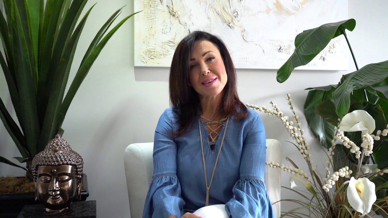 Aviva Reimer Leads Total Reset Retreats in Aruba - YouTube