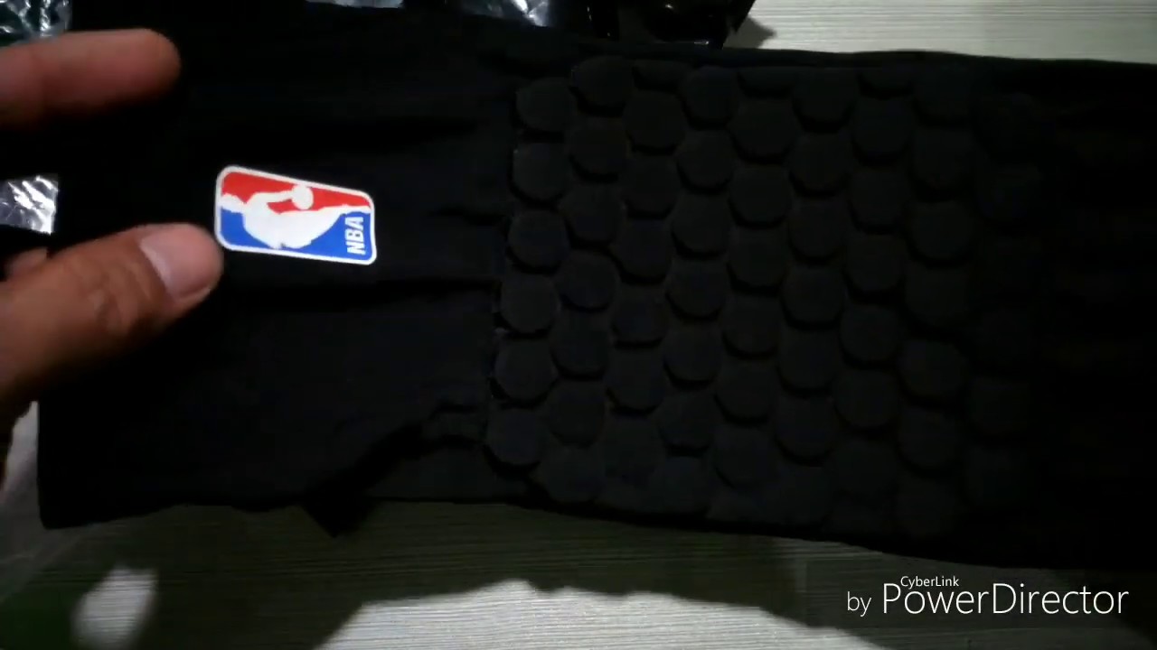Package Opening Knee Pad NBA - YouTube