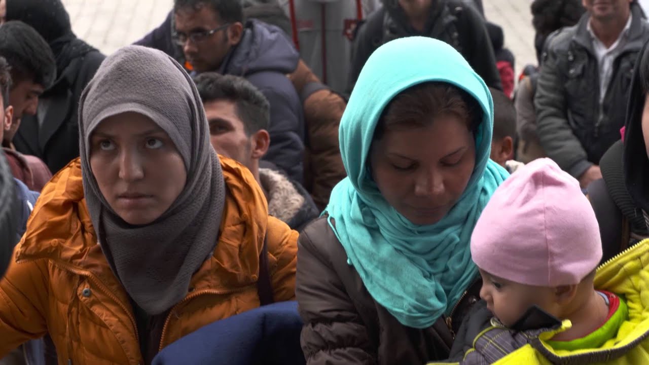 Greece: Stranded Afghans in Athens - YouTube