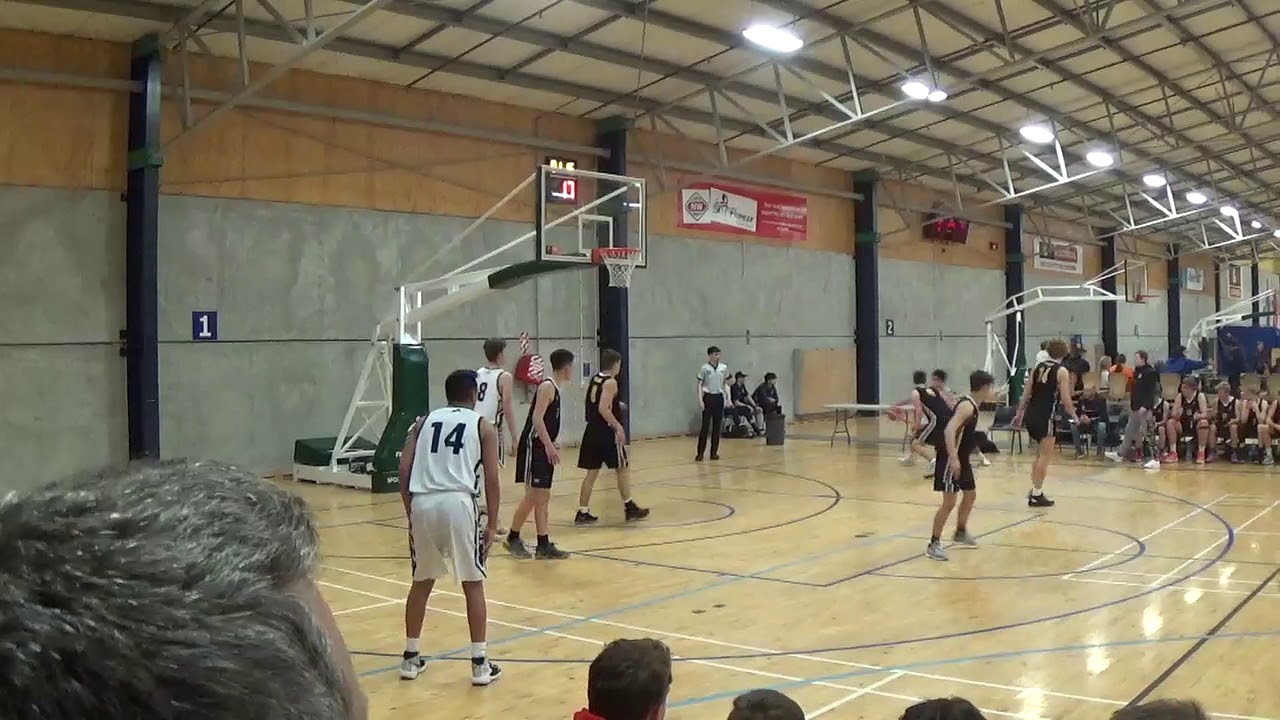 2018 Basketball PNBHS vs NPBHS at Regionals 4 - YouTube