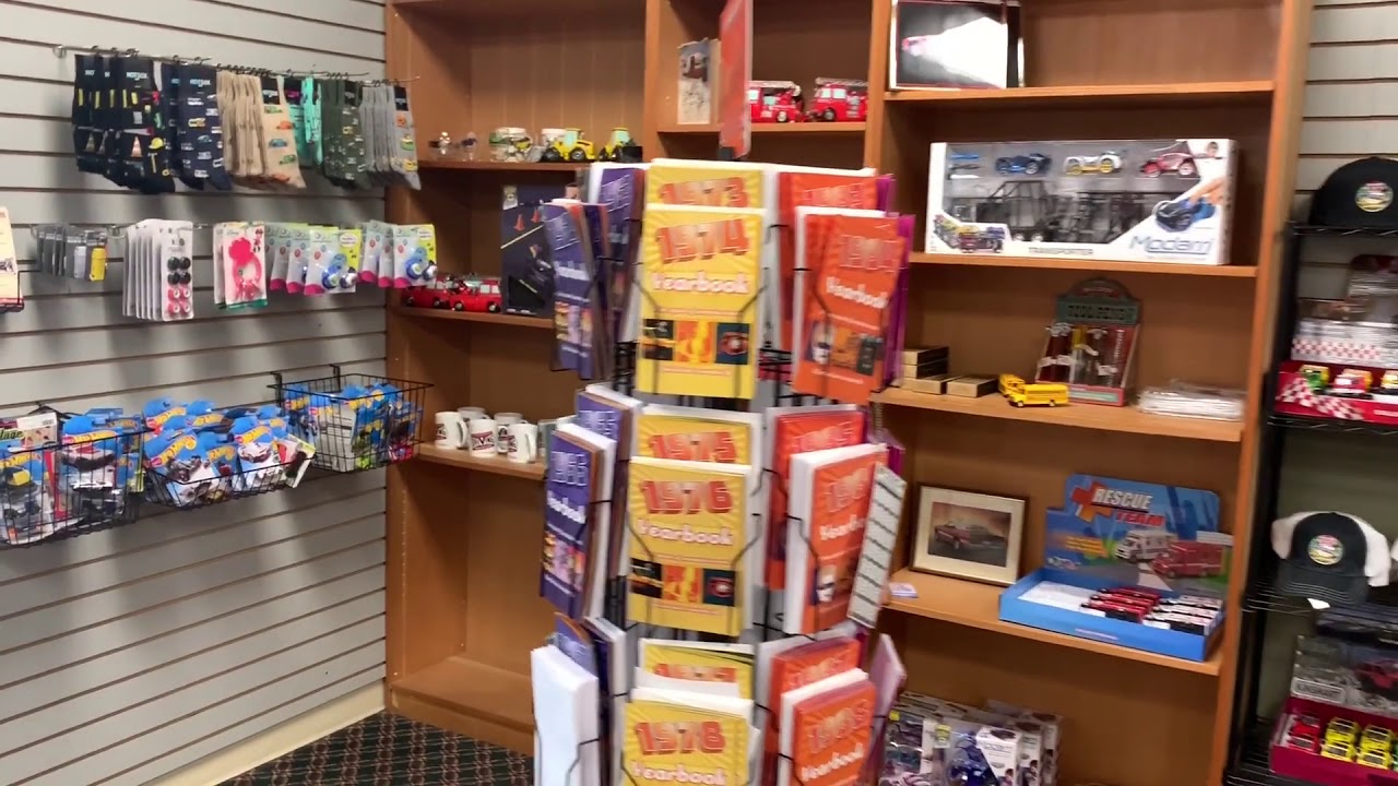 The Zimmerman Automobile Driving Museum (AA: Ep. 29) - YouTube