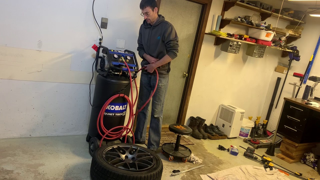 Bead Popper 9000 for Tire Mounting - YouTube