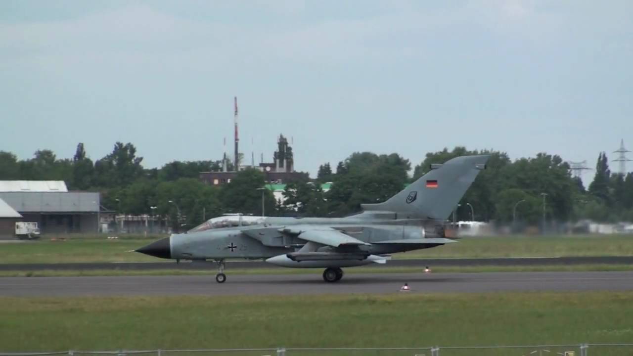 Die Bundeswehr Jets beim Abflug von der ILA 2010 - YouTube