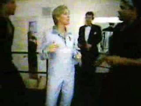 Ellen - Booty Slap