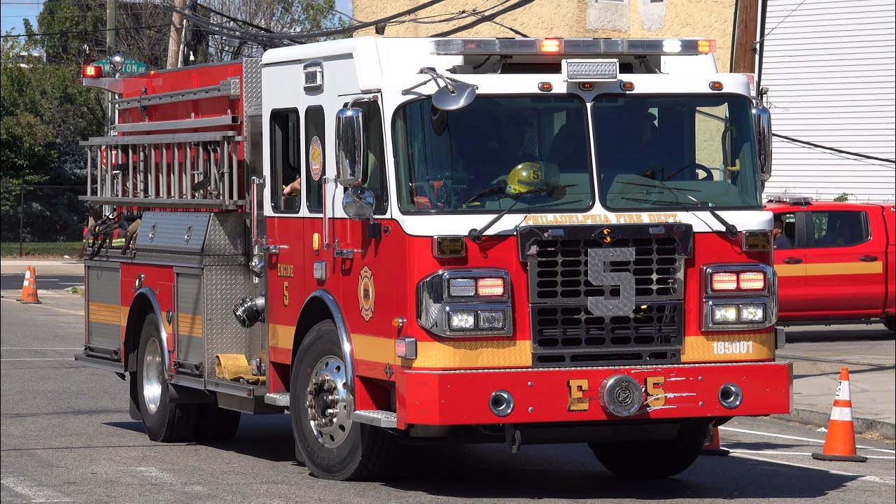 Philadelphia Fire Department Engine 5 Responding - YouTube