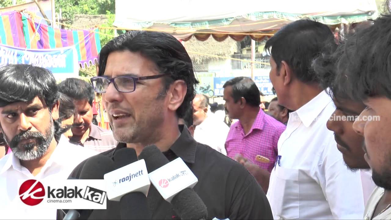 Babloo Talks about STR's Beep Song - YouTube