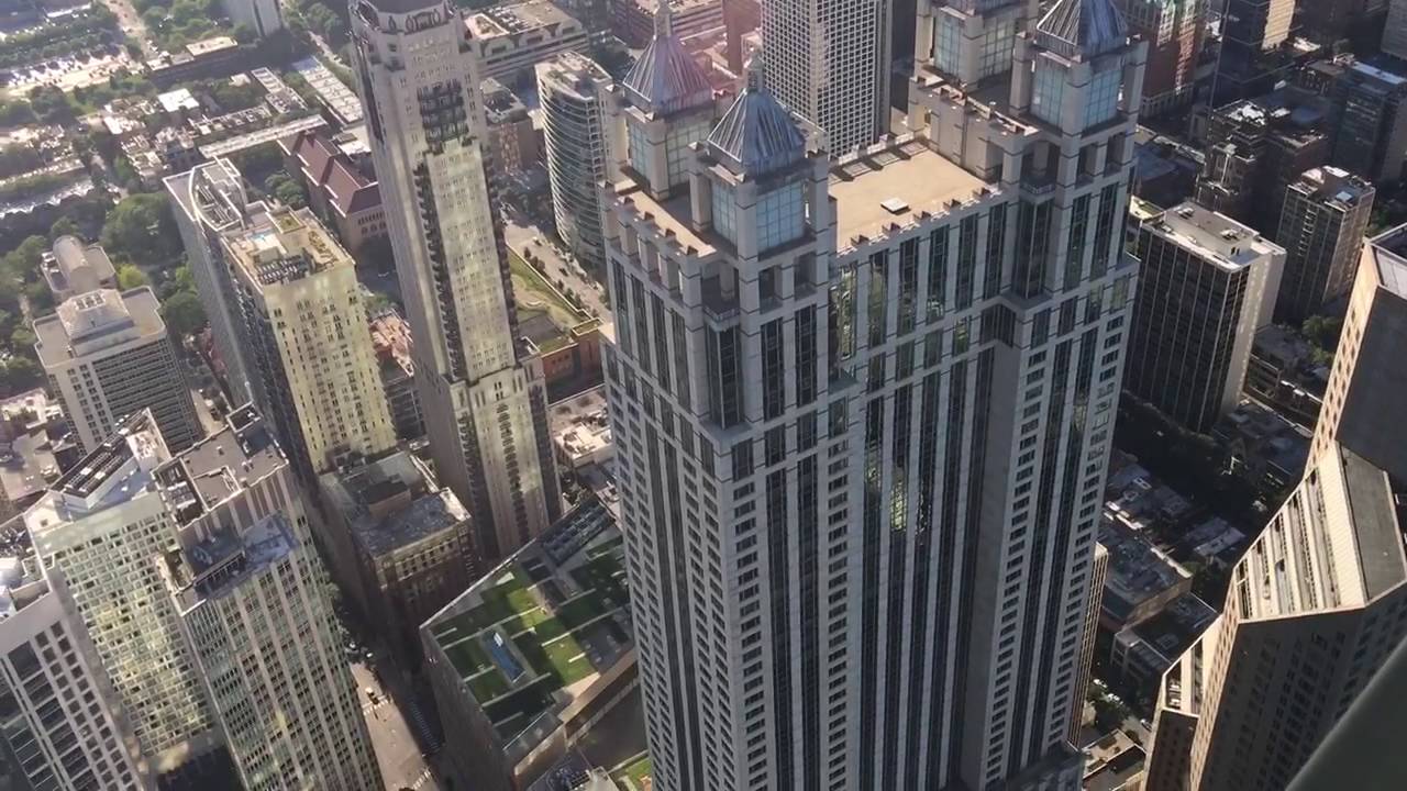 Signature lounge in the John Hancock skyscraper up at the 96th floor ...