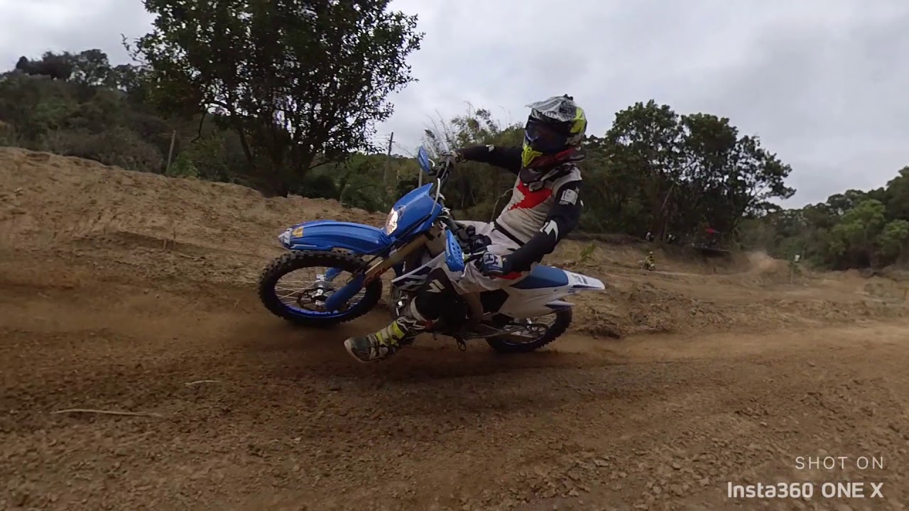 tm 300en cross - YouTube