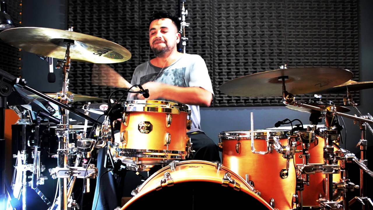 #144 - Max Ortiz (Drum Solo) - YouTube