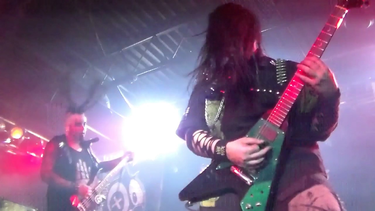 Middle finger Blue Felix The Machine Shop - YouTube