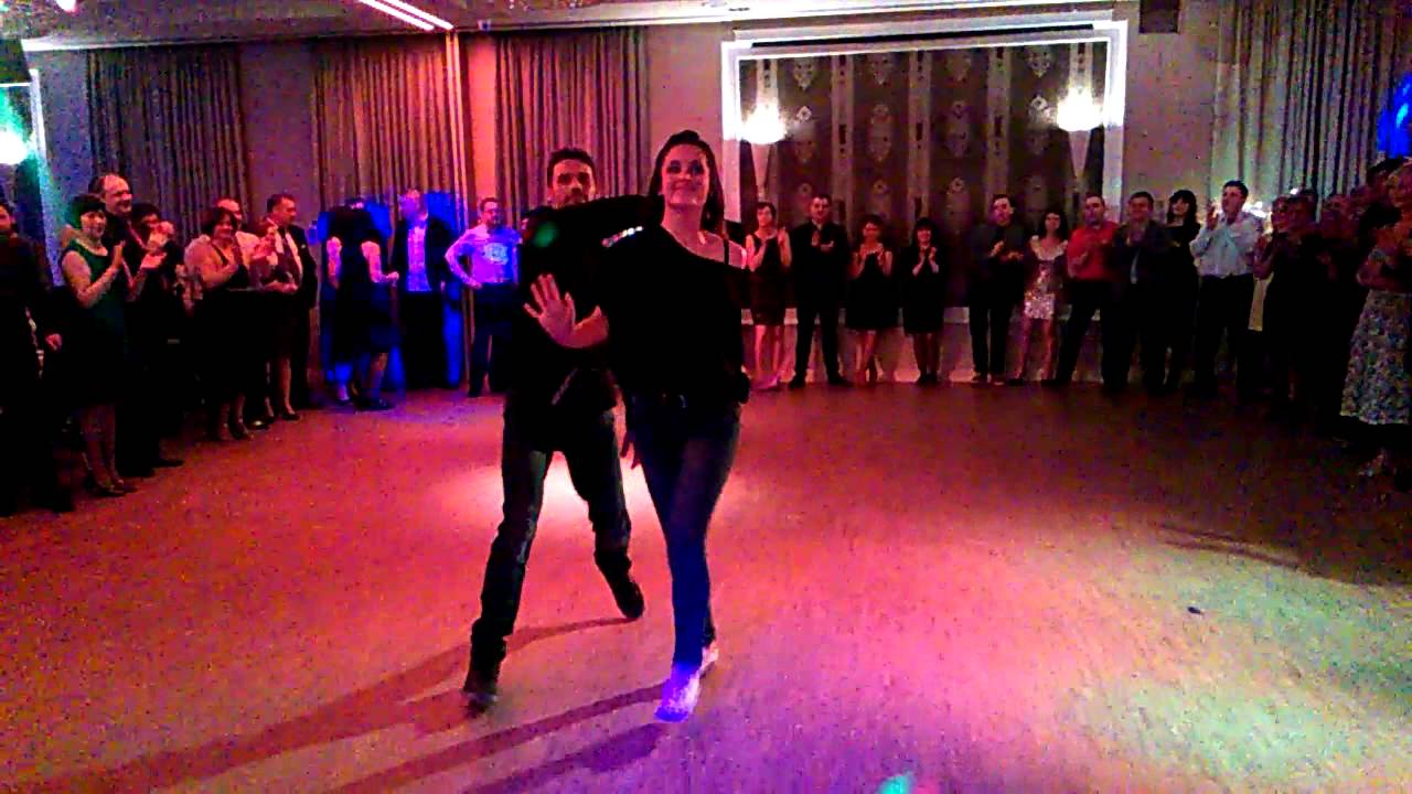 Party Dance - YouTube