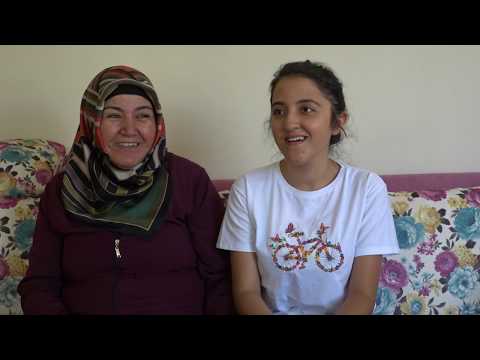 EREĞLİ’DEN, ASÜ’YE YERLEŞEN ÖĞRENCİYEN SÜRPRİZ TEBRİK ZİYARETİ