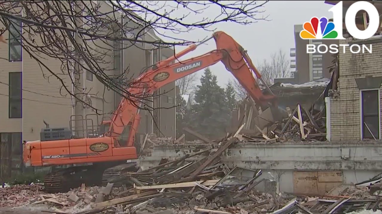 Building partially collapses in Brookline, displacing 6 people - YouTube