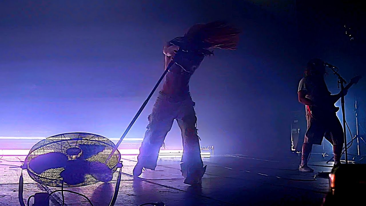 Wet Leg - Concert Compilation | @letransbordeur - Lyon 2025 - YouTube