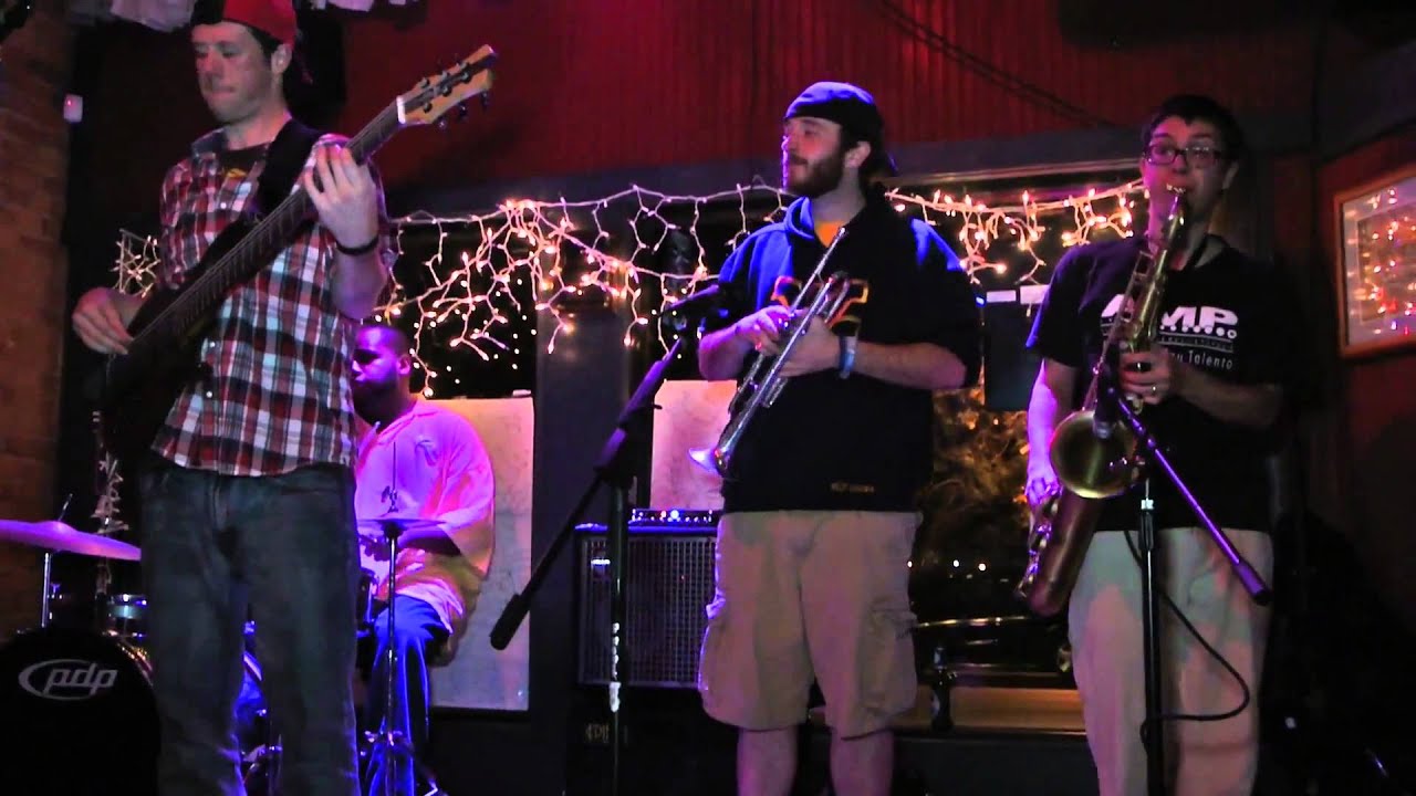 West Virginia Night Life and Bars - YouTube