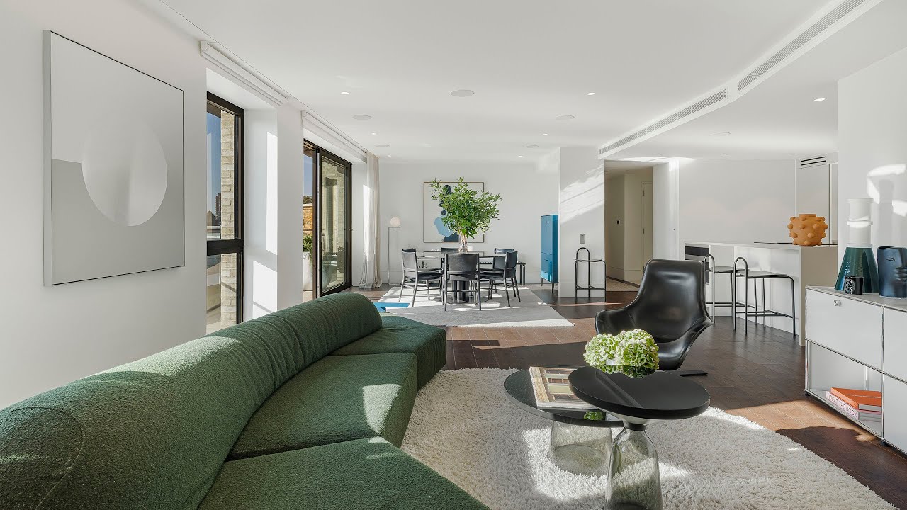Lateral Living with a South-Facing Terrace in the Heart of Chelsea ...