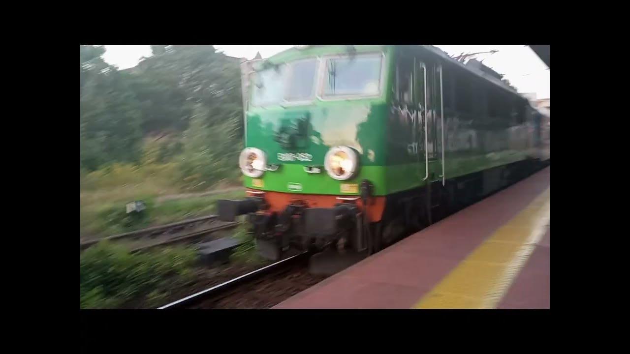 Wjazd pociągu 𝗘𝗨𝟬𝟳 - 𝟬𝟱𝟮 -TLK311/42000 ROZTOCZE na stacje PKP Zabrze - YouTube