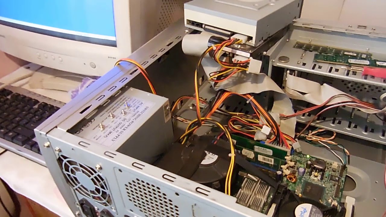 Reviviendo una PC antigua Pentium IV - YouTube