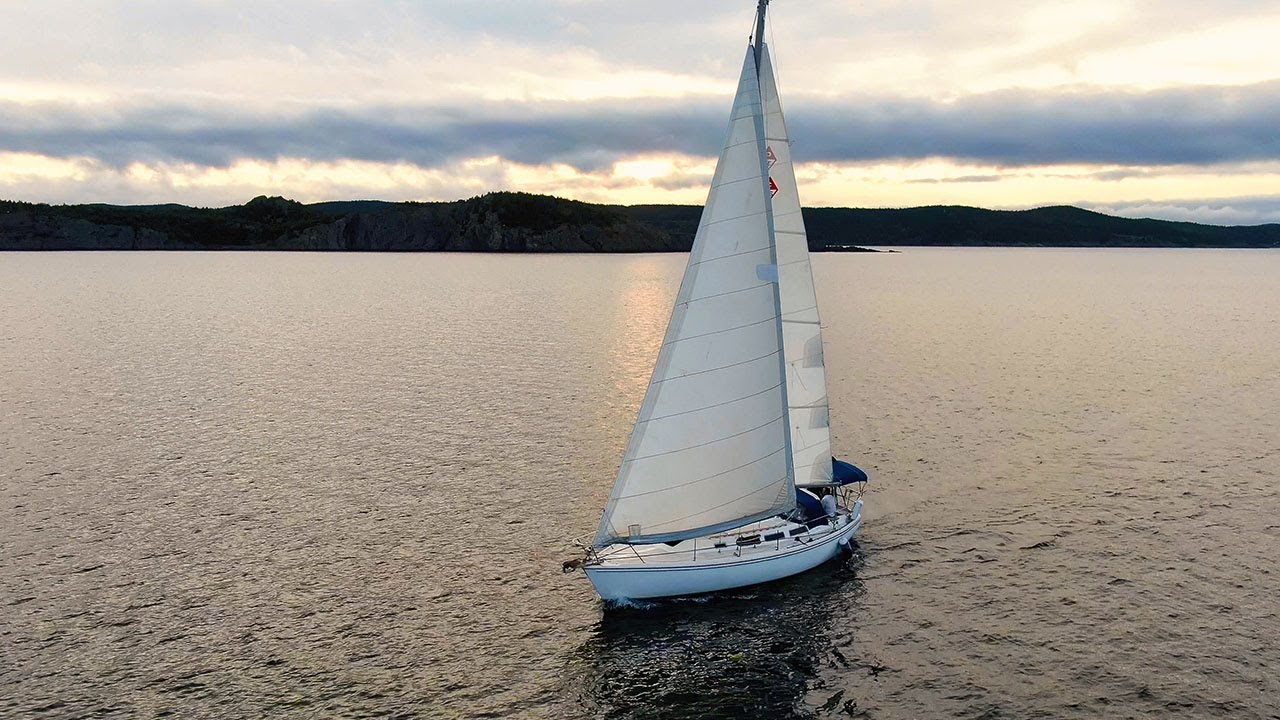 Chummy Jigger, Sailing near Harbour Main - YouTube