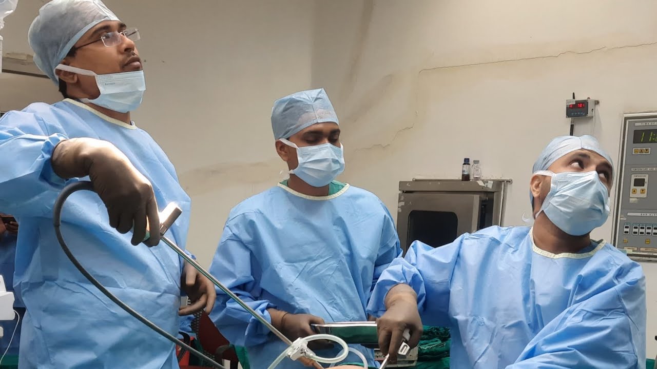 Robotic Hemicolectomy || Intracorporeal Ileo-Transverse 'T' Shaped ...