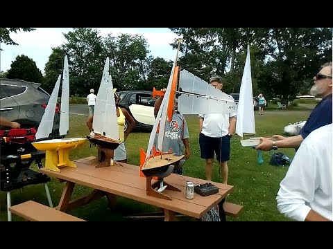 Video of the BITSY Model RC Sailboat Race Series - YouTube