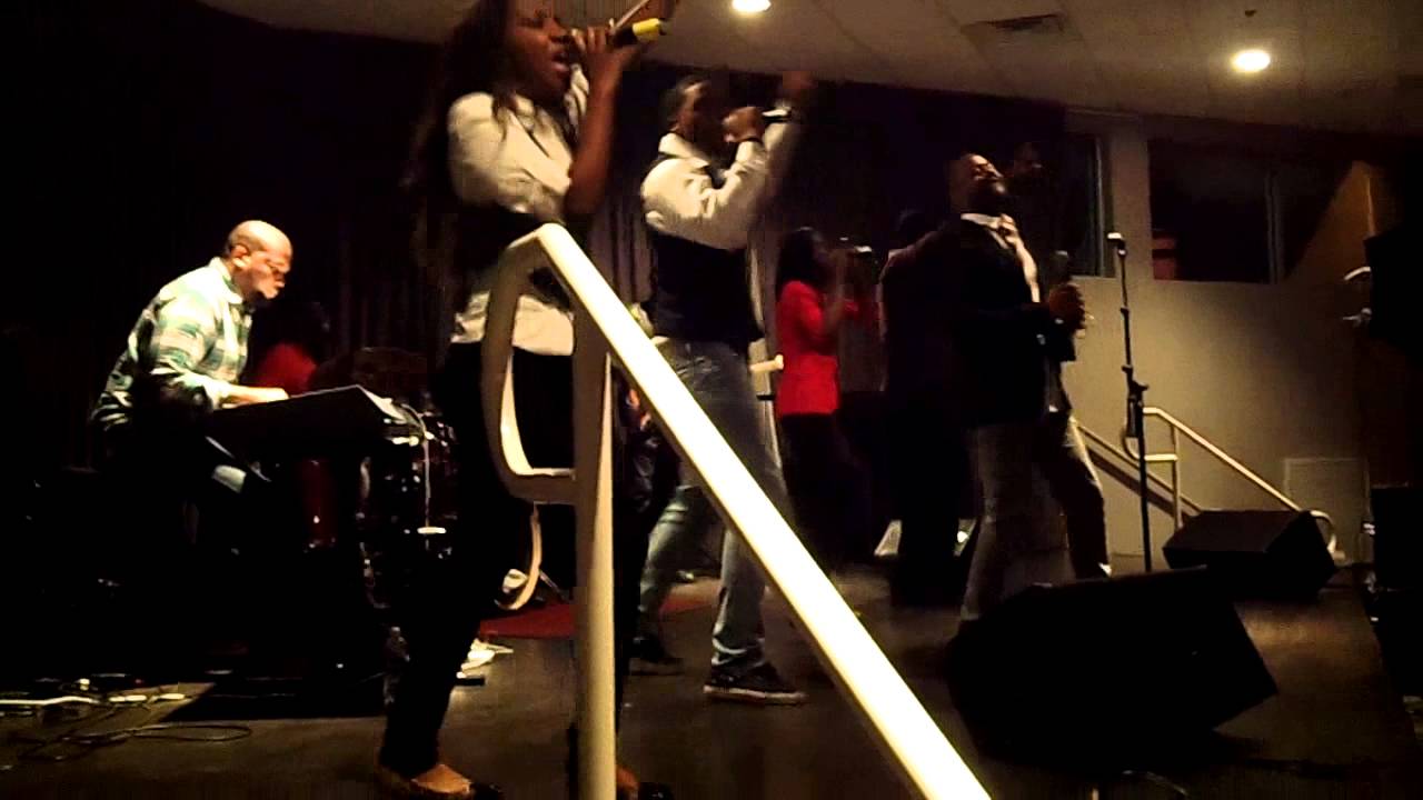 Javis Mays band at the "Unplugged Tour" - YouTube