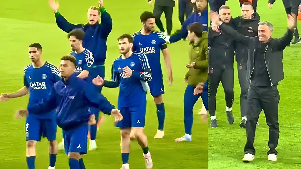 PSG Players Celebrate With Fans After Winning Against Arsenal At ...