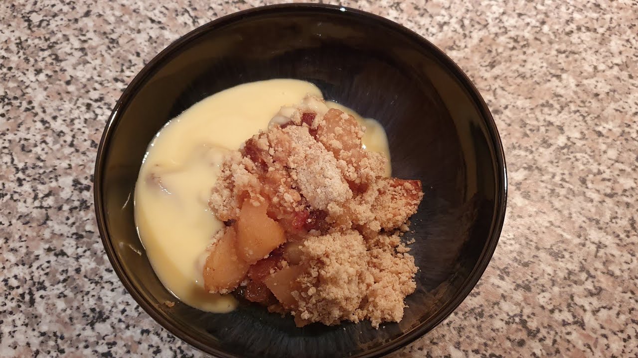 One of my favourite pudding apple crumble with sultanas and cinnamon ...